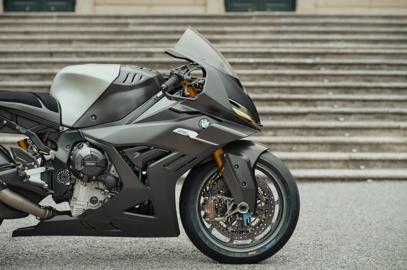 BMW Concept RR - The next Generation of Superbike